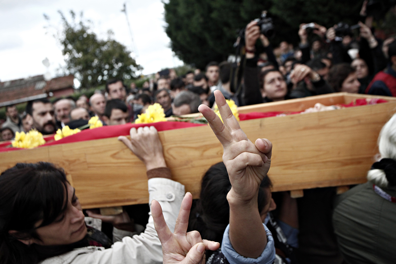 Funeral ceremony Dilek Dogan, Istanbul - Alexandros Michailidis ...