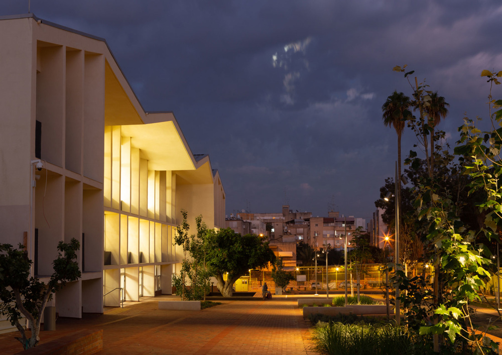 House of Hebrew - Inside Outside