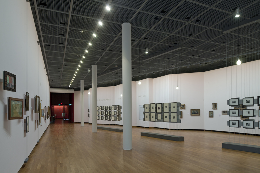 "Snapshot" Van Gogh Museum - Inside Outside