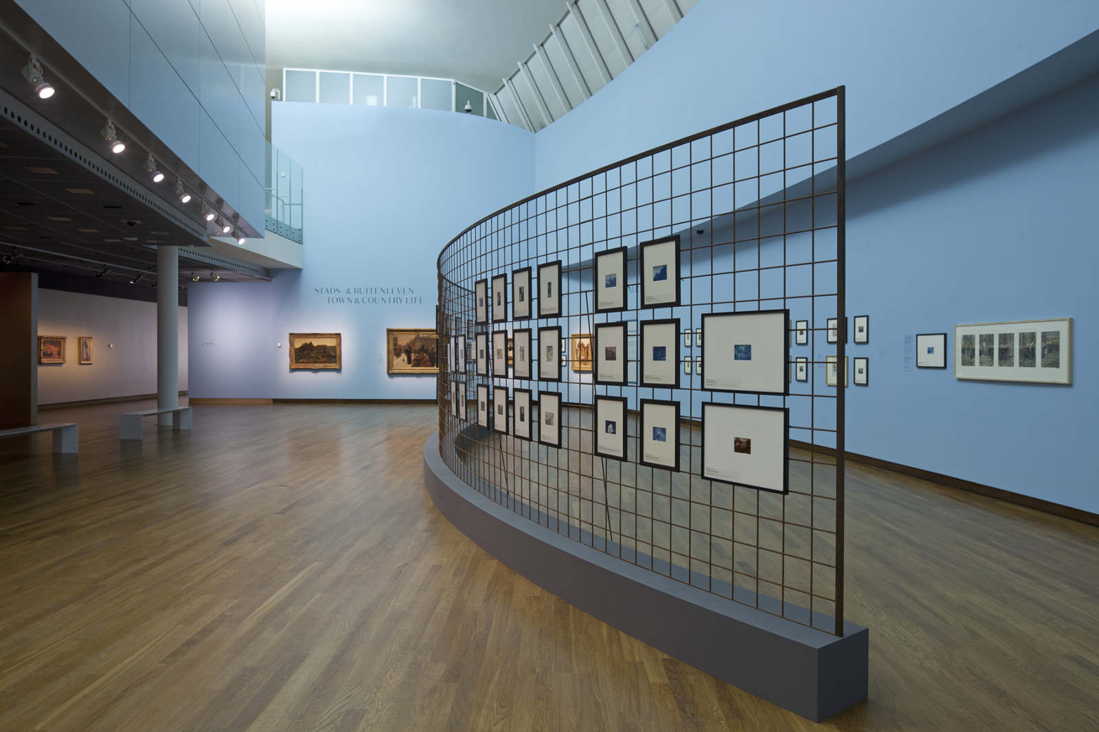 "Snapshot" Van Gogh Museum - Inside Outside