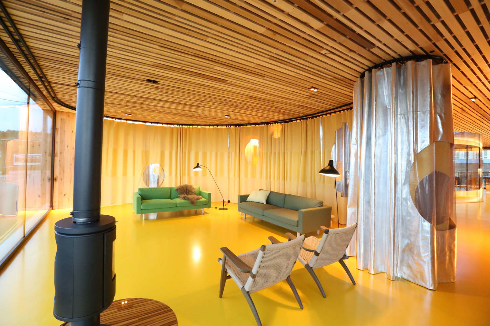 Maggie’s Centre Oldham, UK - Inside Outside