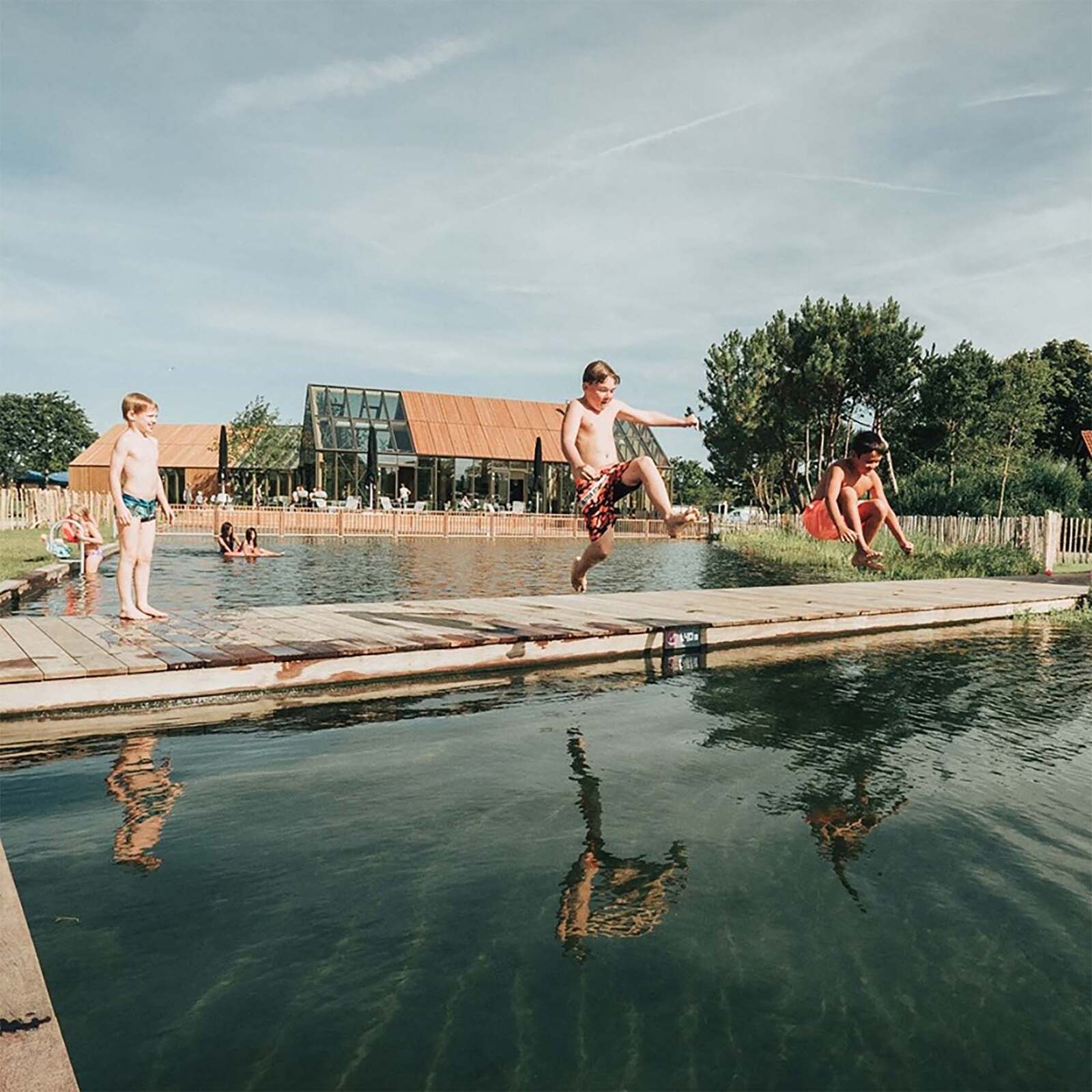 Vakantiepark De Klepperstee - Inside Outside