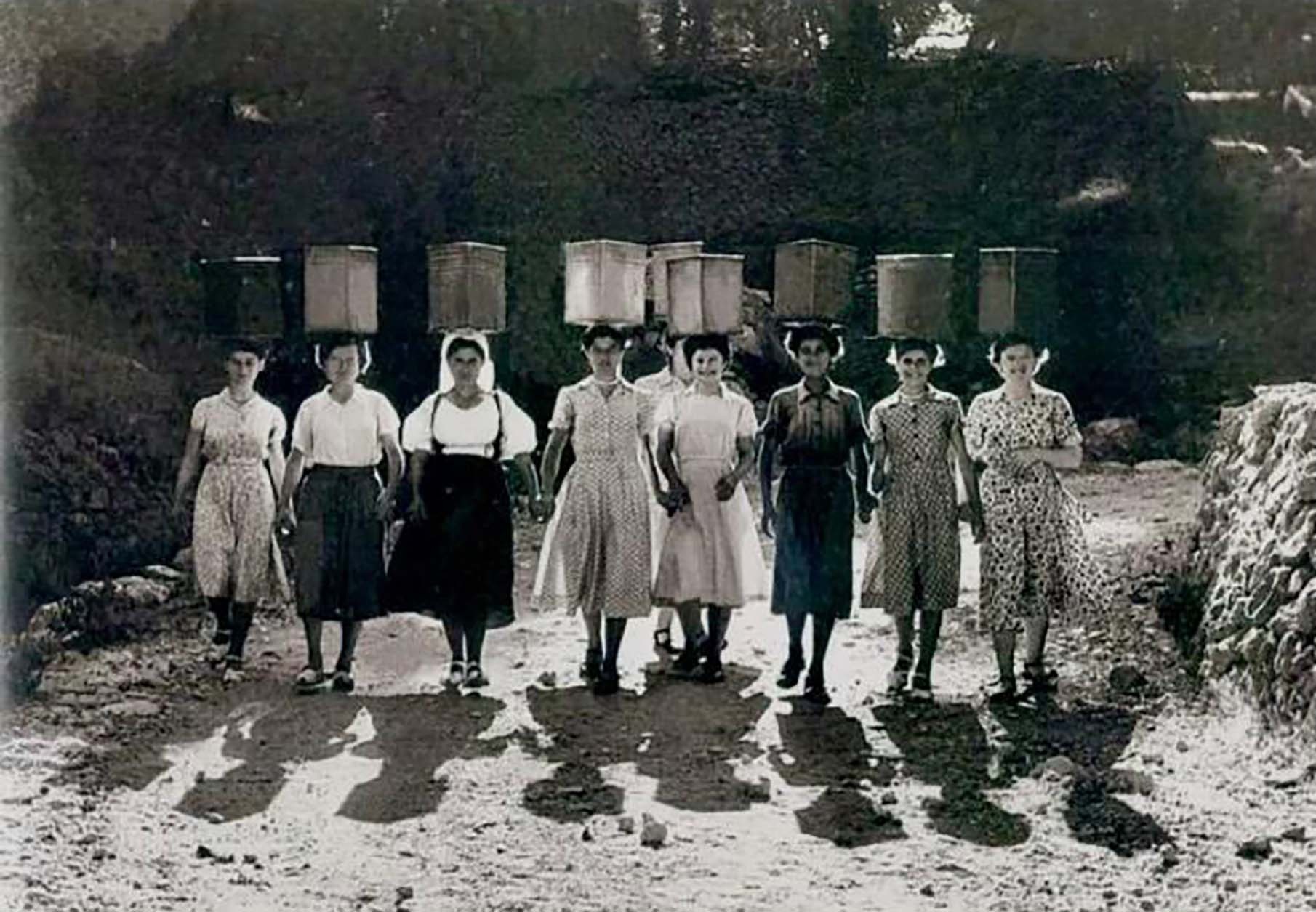 Alipa Hill Corfu - Inside Outside