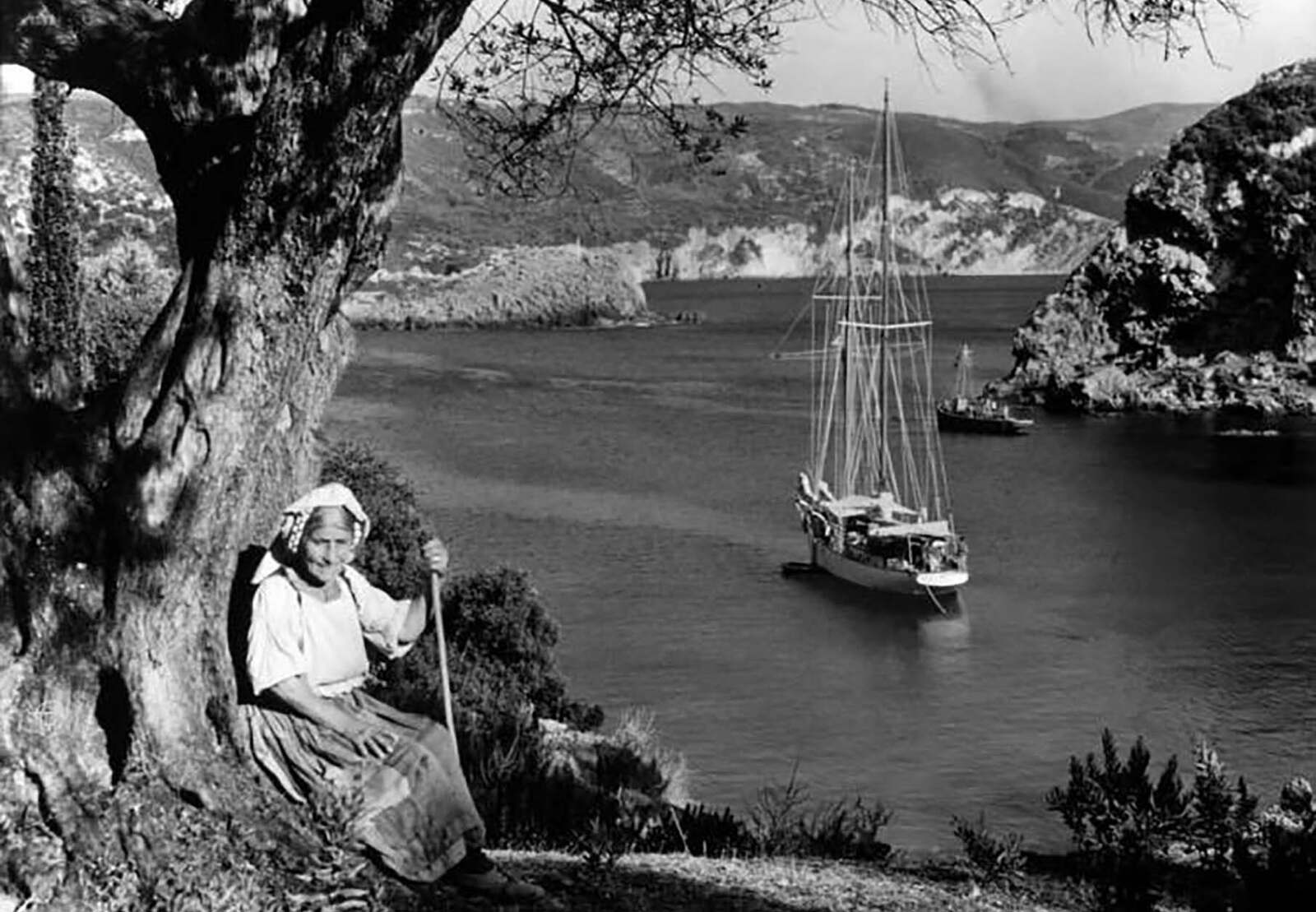 Alipa Hill Corfu - Inside Outside