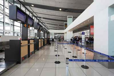 Domestic Check-In Area and Luggage Yard - Clemente Guarda Architect