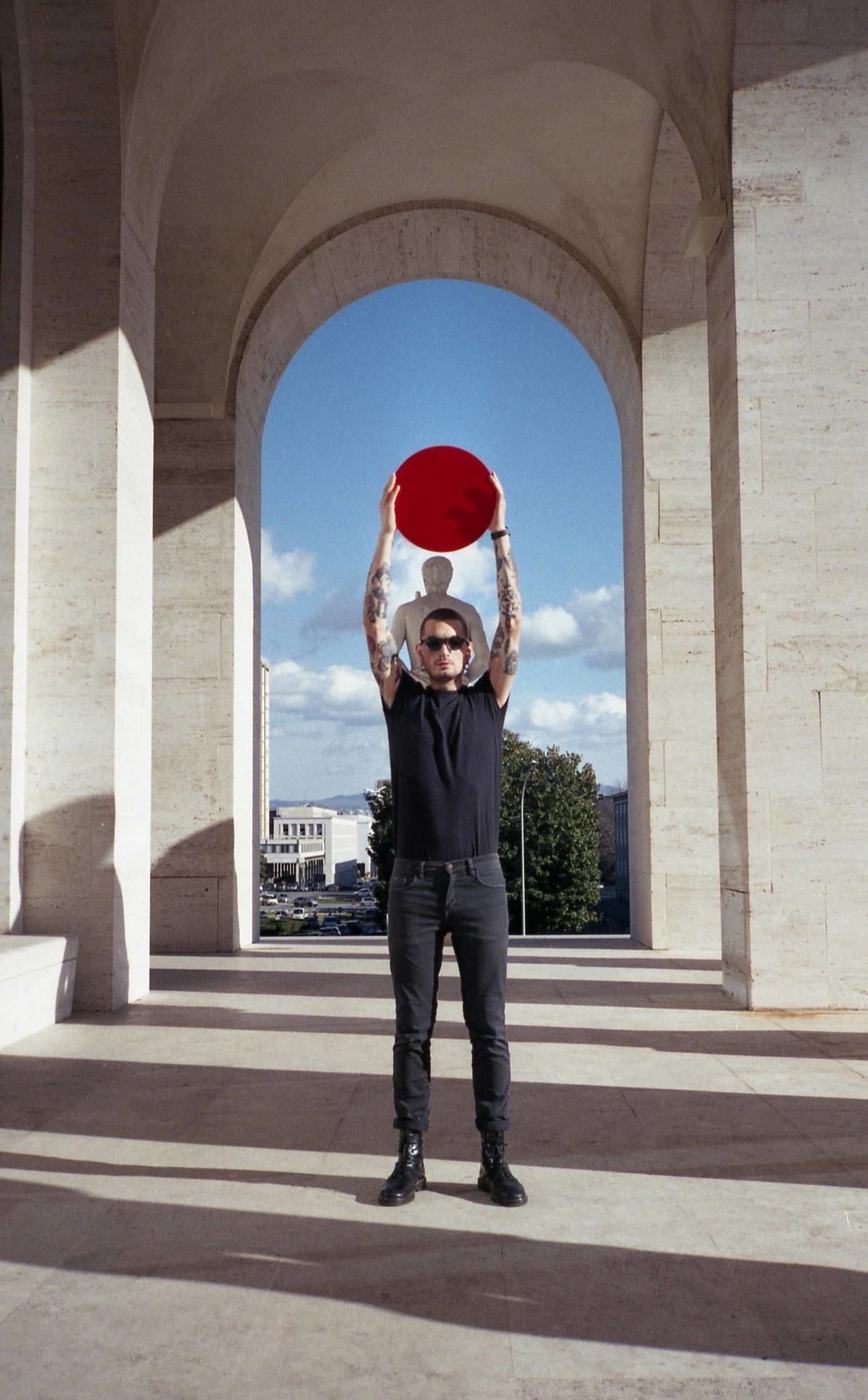 Red(Film Photography) - Yan Yufeng