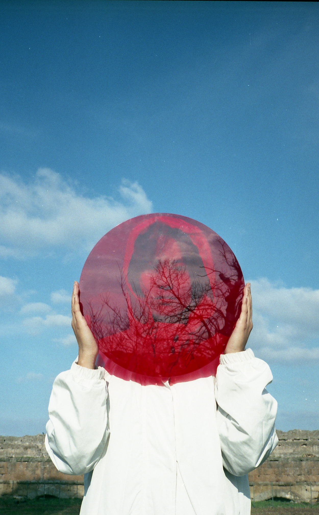Red(Film Photography) - Yan Yufeng