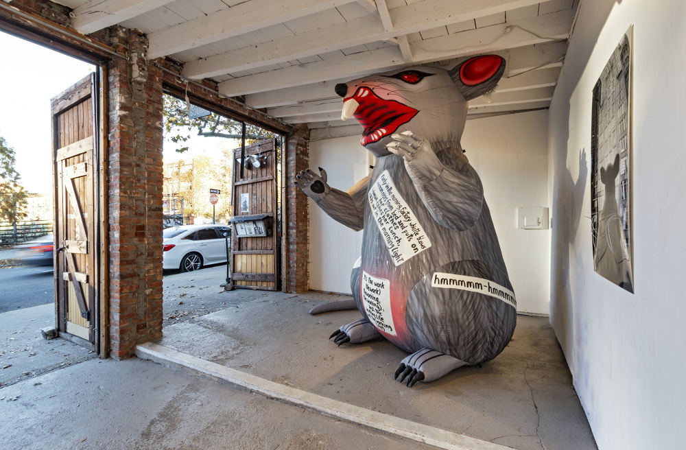 Scabby, A Rat About Town - mmhhh.com