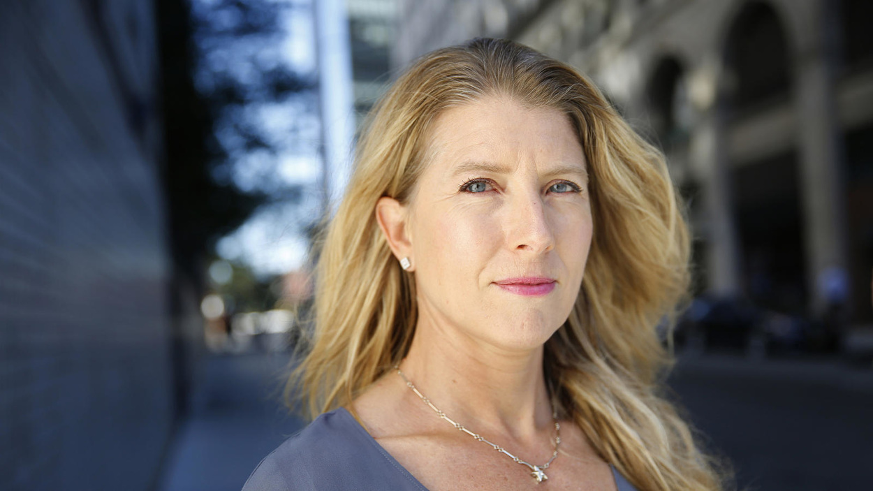 LA Times: "Filmmaker picks a fight with a corporate giant and sets ...