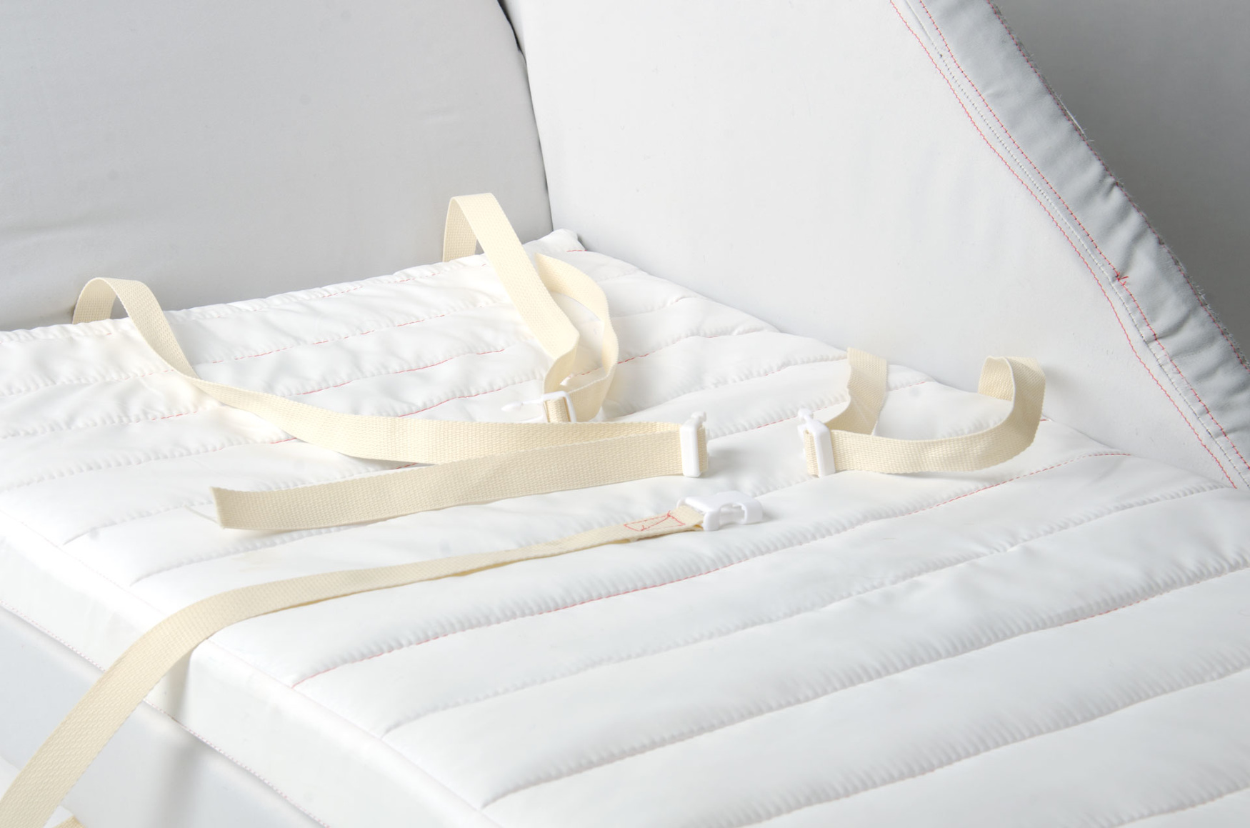 divan - Adam Hunt Fertig