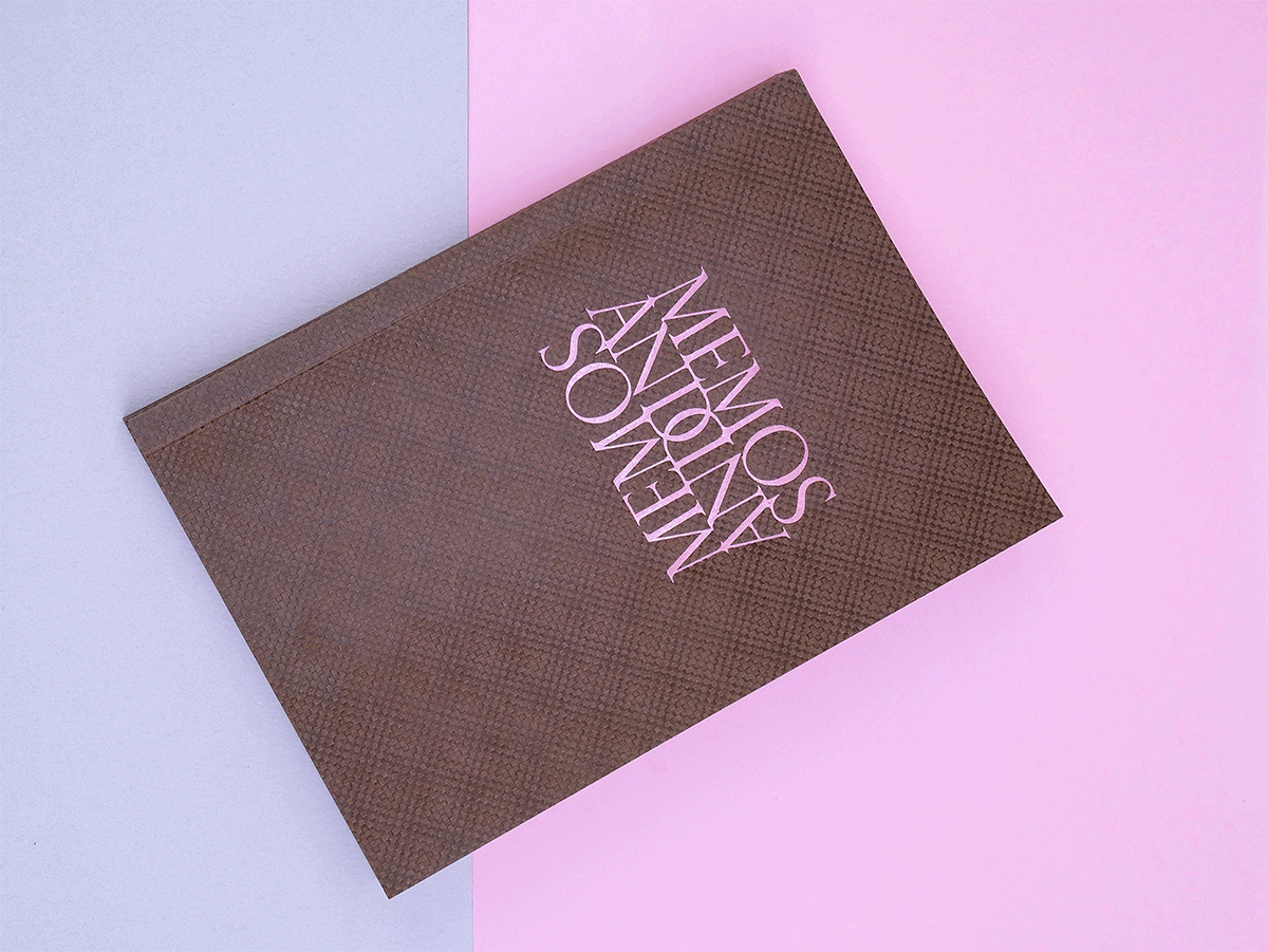 Book Design - Holly Li‘s Portfolio
