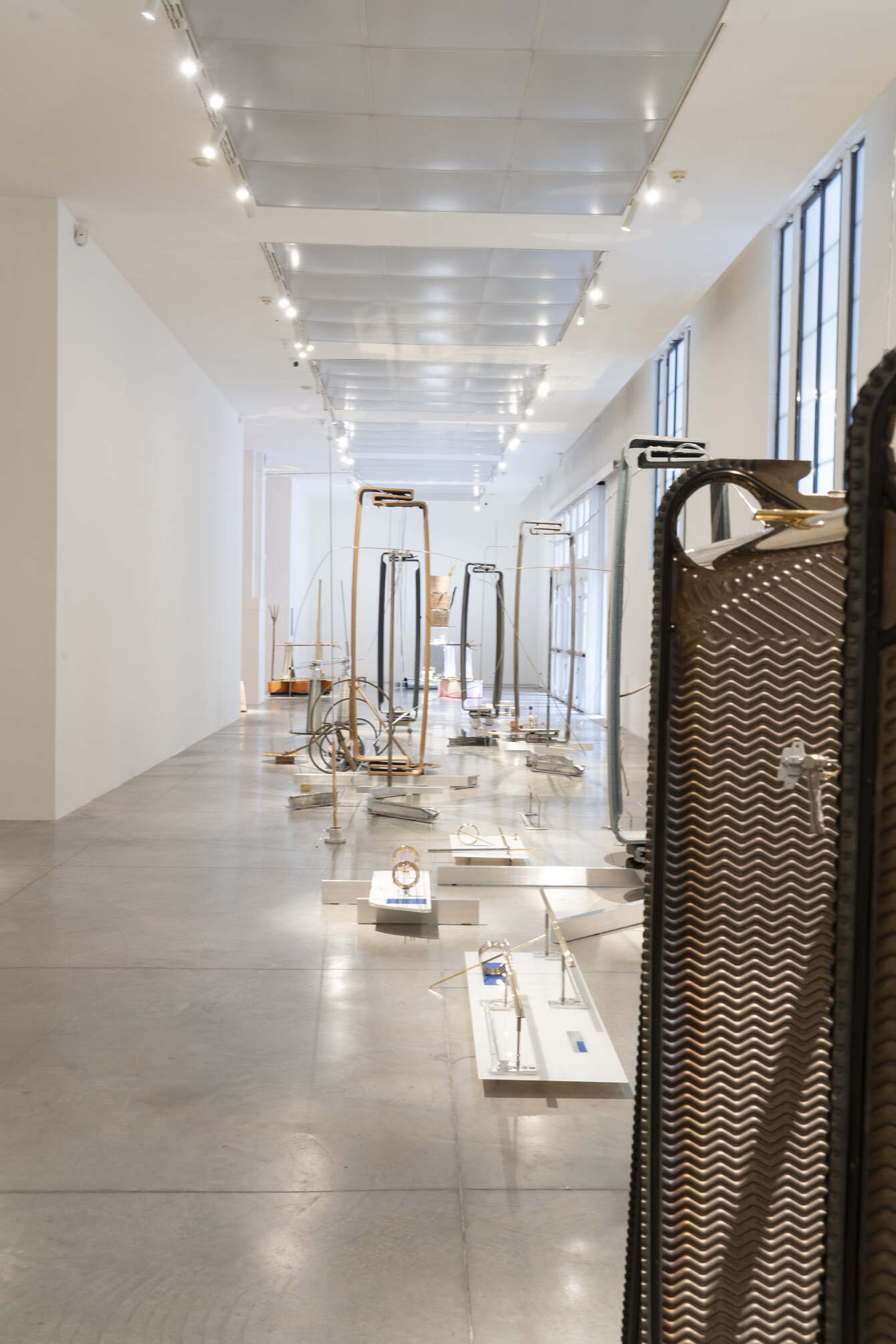 The floating collection - David Jablonowski