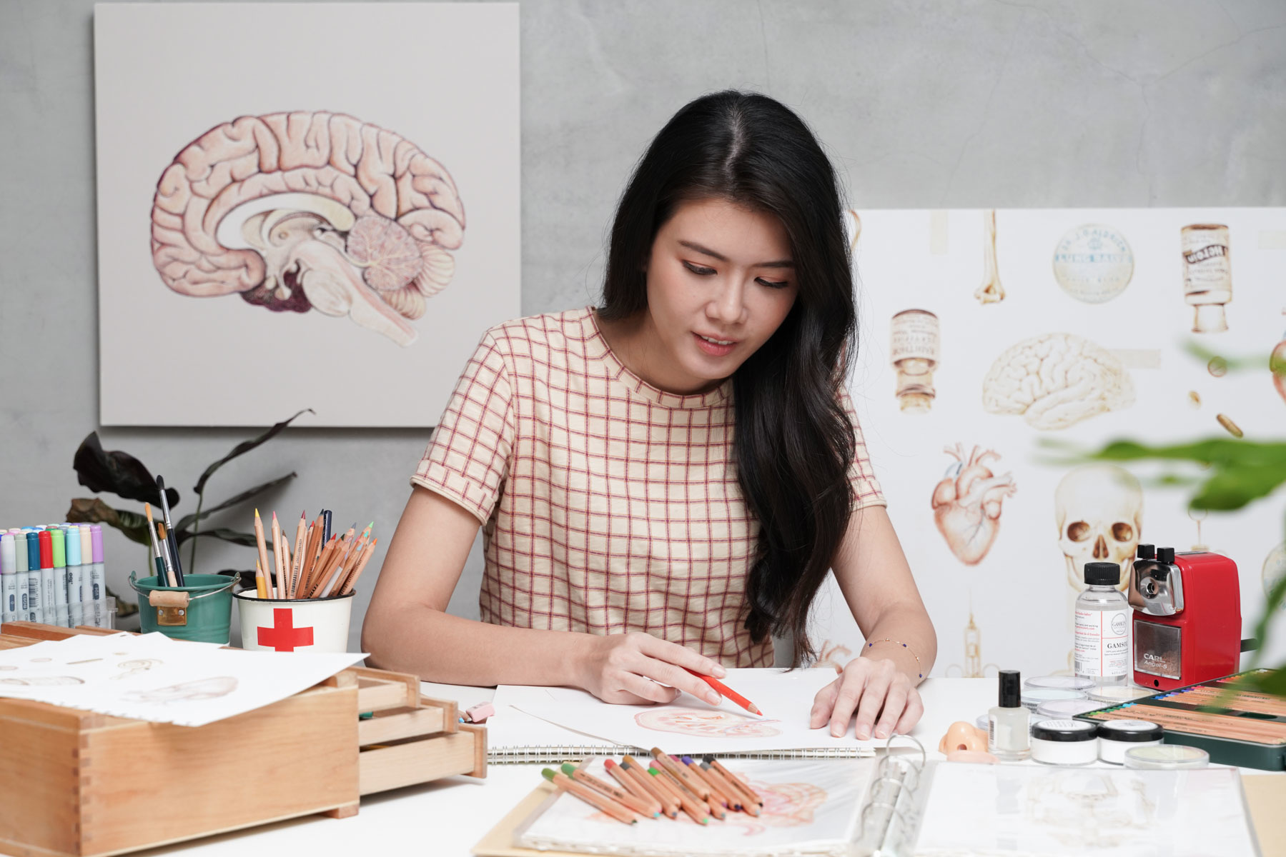 插畫家醫師Emma Cheng [個人形象照 ] - AMBR