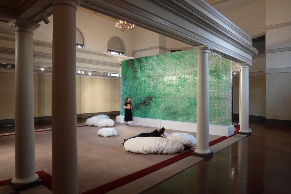 Under Land Over Sky: Susie Ganch - Clare van Loenen