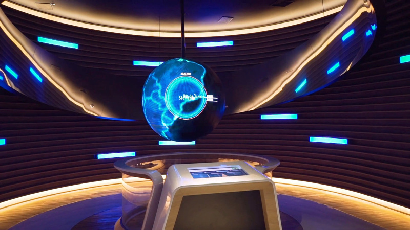 EMBRAER CUSTOMER EXPERIENCE CENTER - Gustavo Visconti