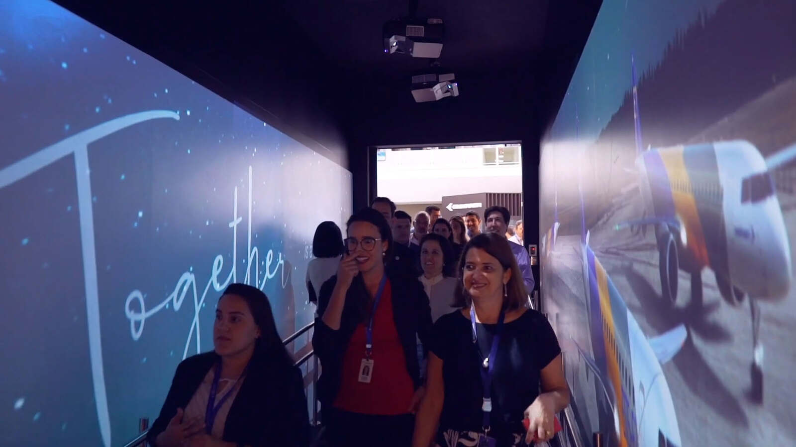 EMBRAER CUSTOMER EXPERIENCE CENTER - Gustavo Visconti