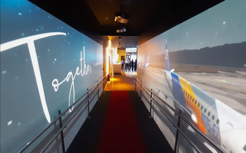 EMBRAER CUSTOMER EXPERIENCE CENTER - Gustavo Visconti