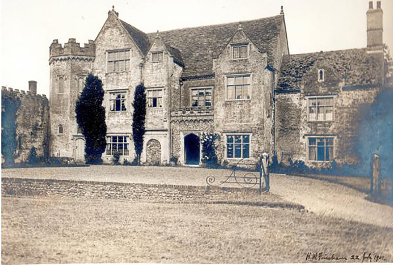 Fincham Hall - Folio Morgan