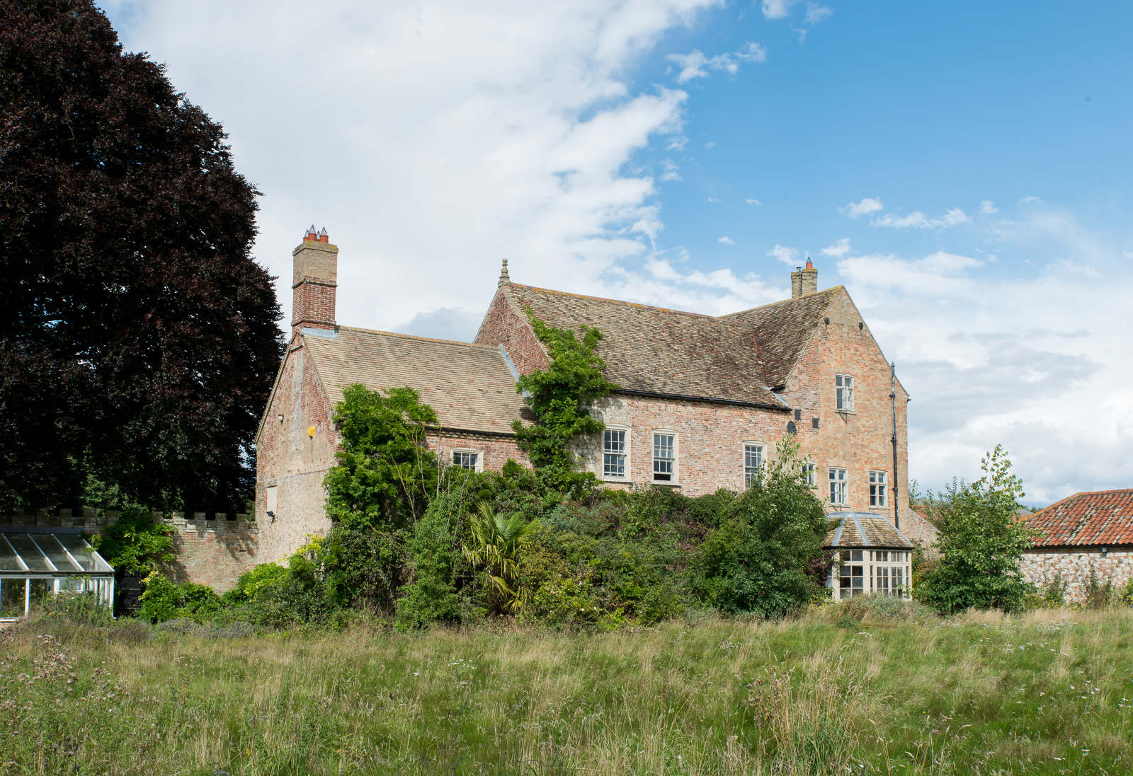 Fincham Hall - Folio Morgan
