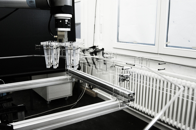 Robotic Glass Bending - WEI YU HSIAO