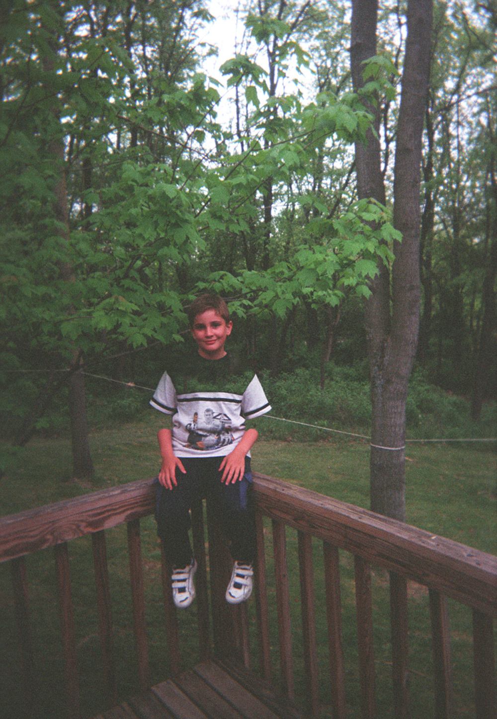 Robin Lopvet : A Family Album - losthenfound