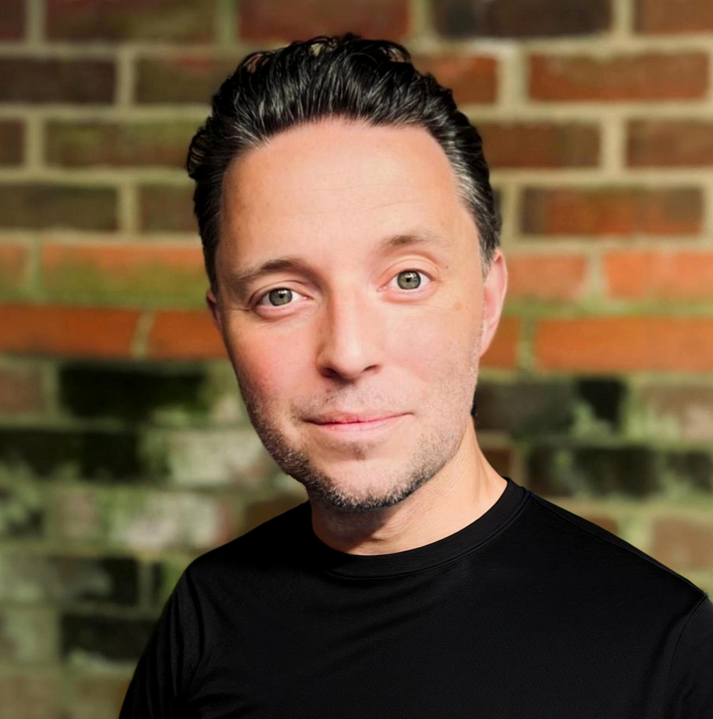 Who is Elliott Tiney? - Elliott Tiney