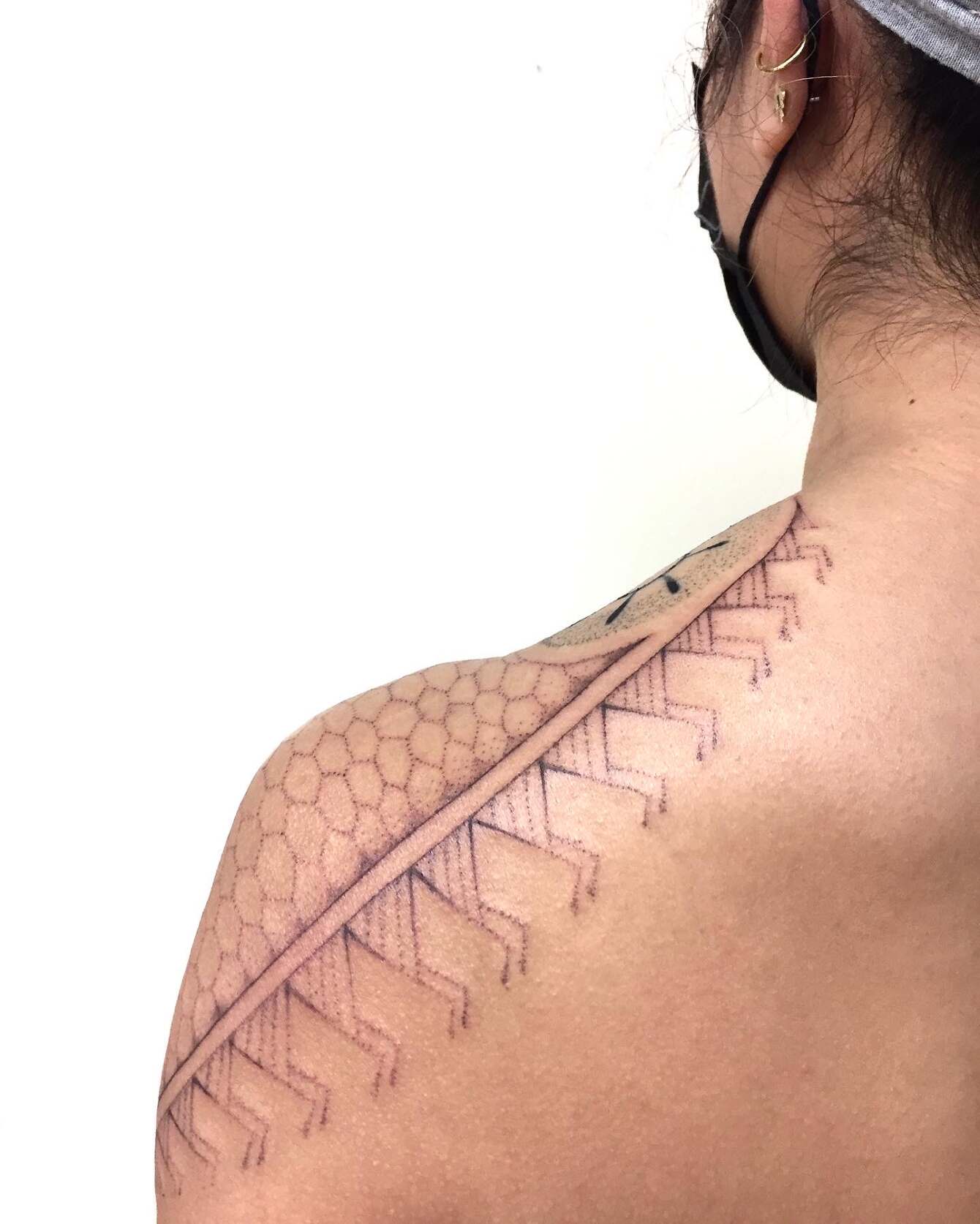 Custom Kalinga shoulder piece - Otherkristinaguisontattoos