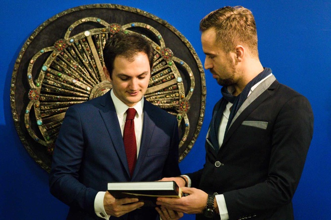 Simon Shiroka - xosebouzascorporate