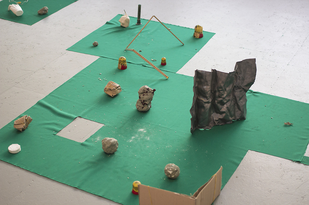 Dialogue table - Nicolás Lamas