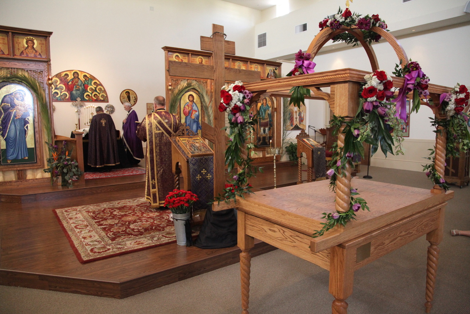 Bier / Epitaphios Canopy - Gilbert Woodworks