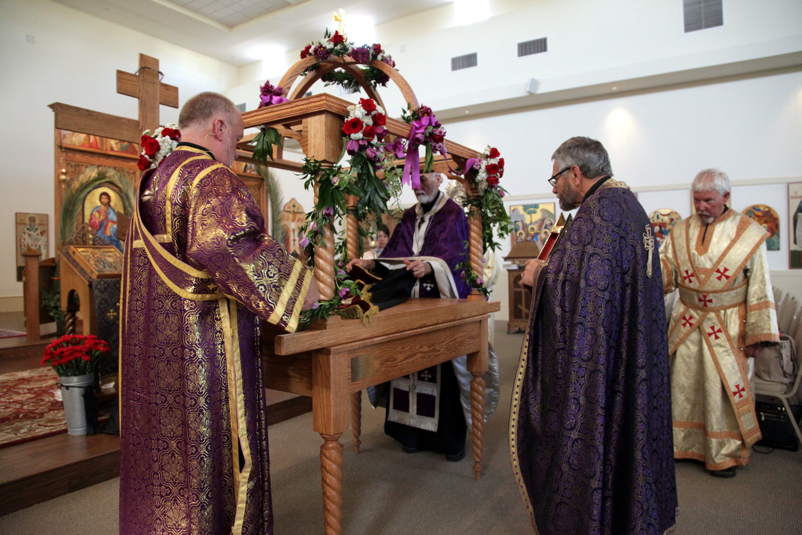 Bier / Epitaphios Canopy - Gilbert Woodworks