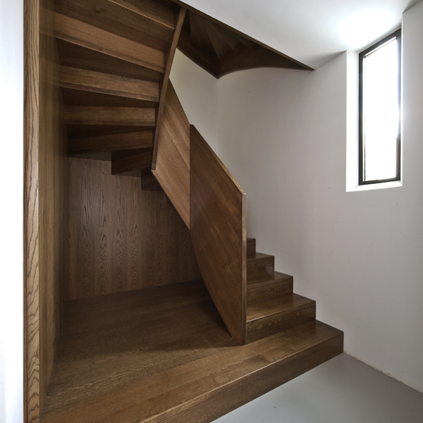 tower house - mir