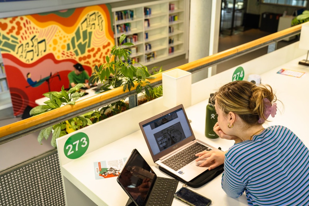 Study Sounds, Podium (Hogeschool Utrecht) - Eline Veldhuisen | Illustrator