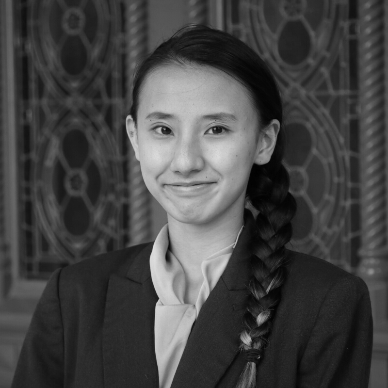 Murphy Chen - In_Medias_Res