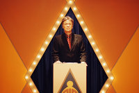 Sassi Keshet never eats Falafel - Nimrod Shapira | Video Director ...