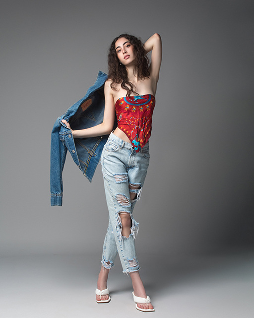 ISABELLA LOZA - Orange Marketing®