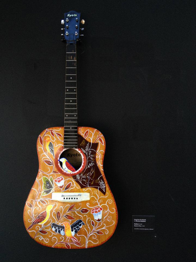 Instrumental Art Exhibition - Giovana Medeiros