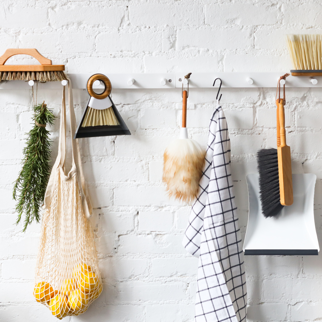 COMMERCIAL || AMAZON CHIC UTILITY CAMPAIGN - Seattle Interiors ...