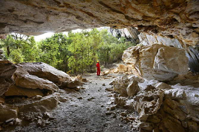 Cavernas da Serra do Espinhaço Meridional - guizan / design / arquitetura