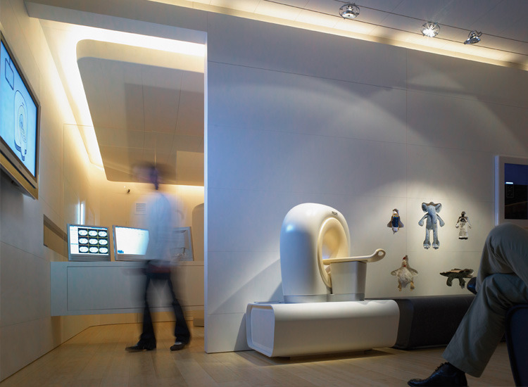 Philips Kitten Scanner - Gina Reimann Portfolio