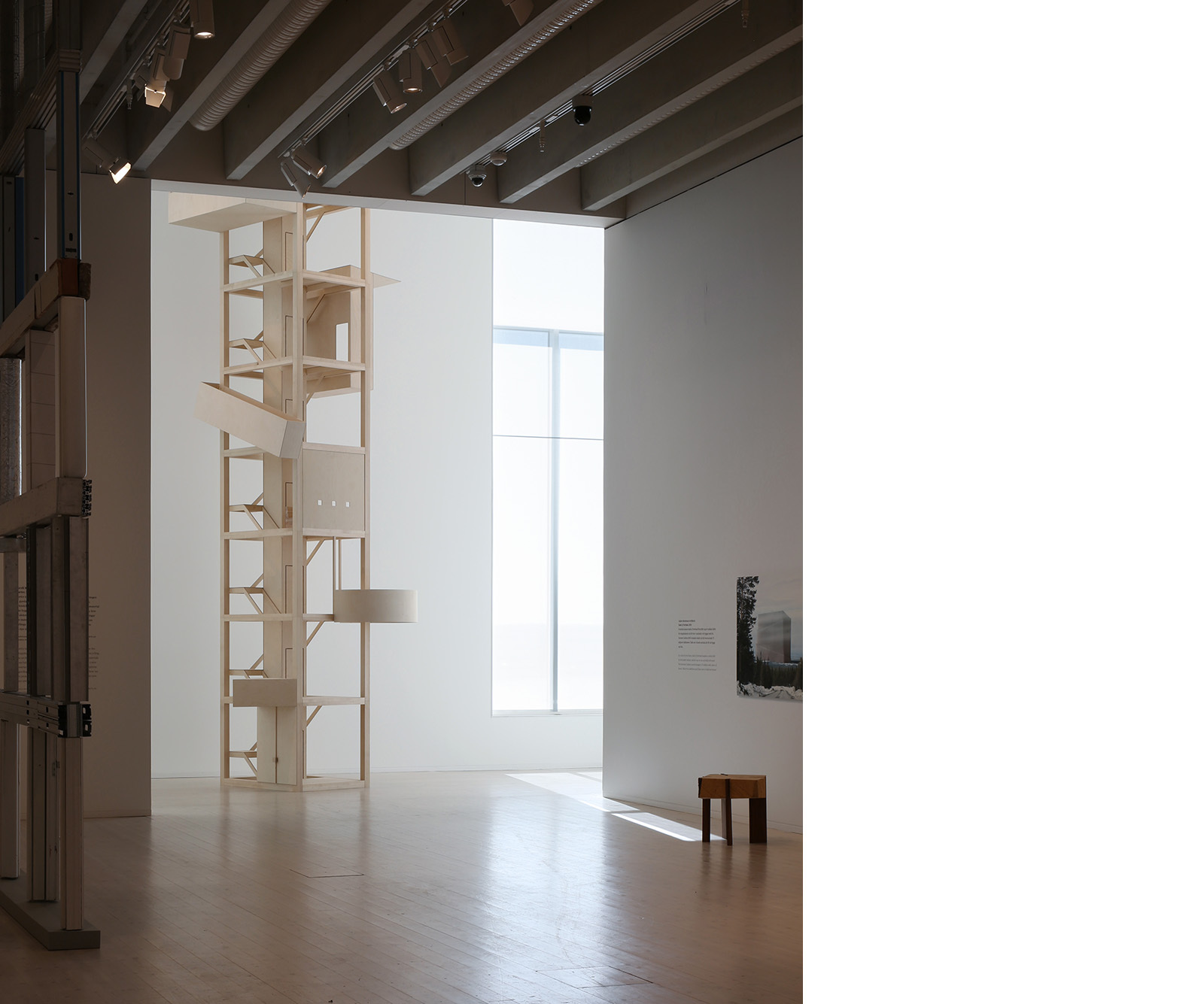 Tower of Many Views - Norell/Rodhe