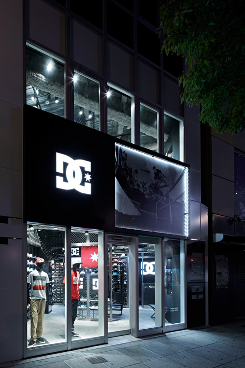 DC STORE SHINSAIBASHI - Specialnormal Inc.