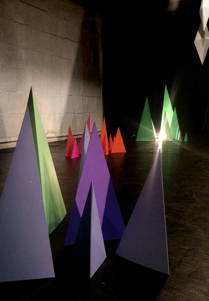Set Design / Born of a Fairytale - Elle Kunnos de Voss