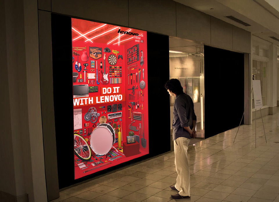 Lenovo Window Store Display - J