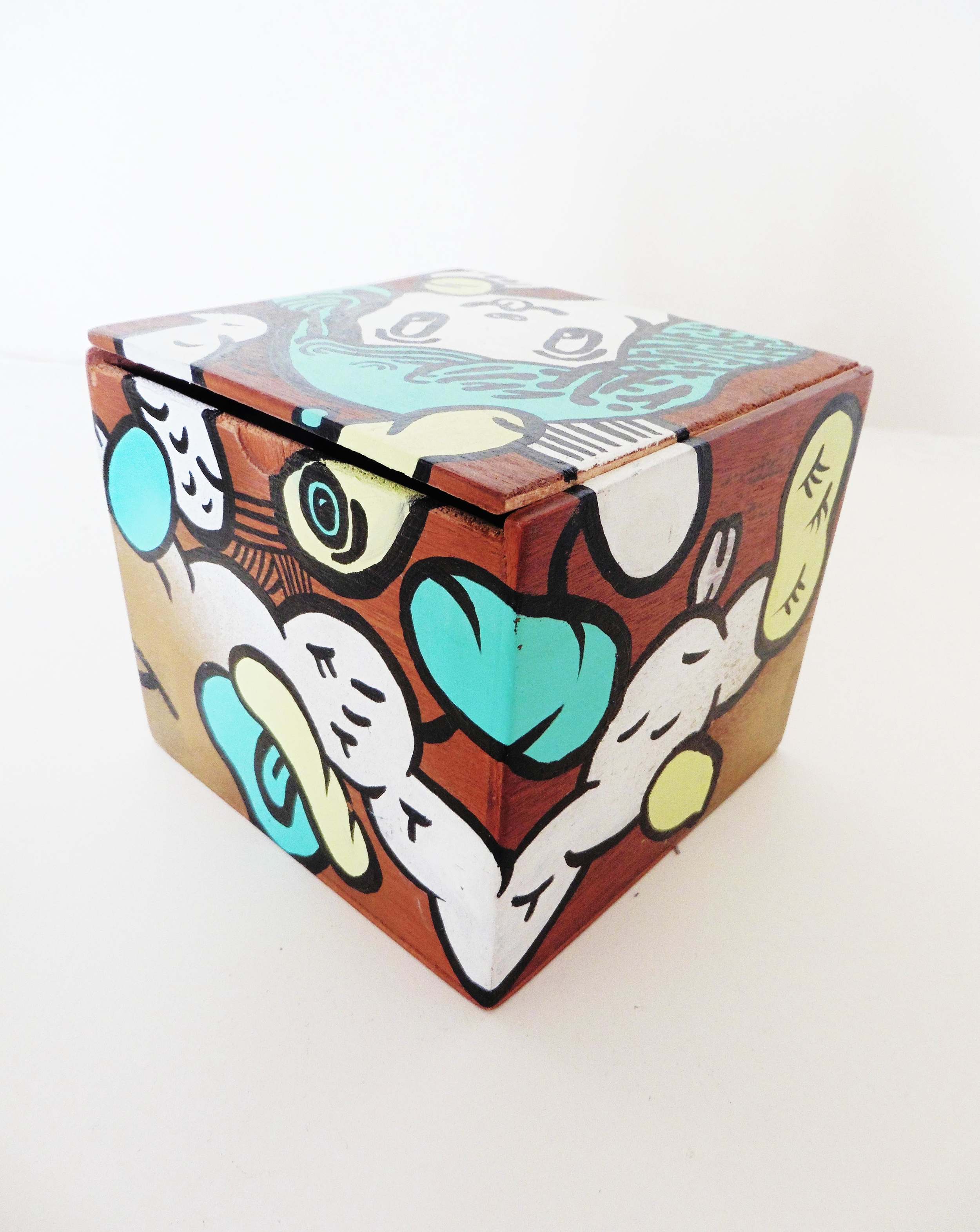 Limited hand-painted cigar box - UrsulaCheng