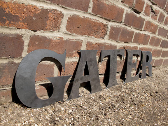 Gater Typeface - TJ BUTTNER