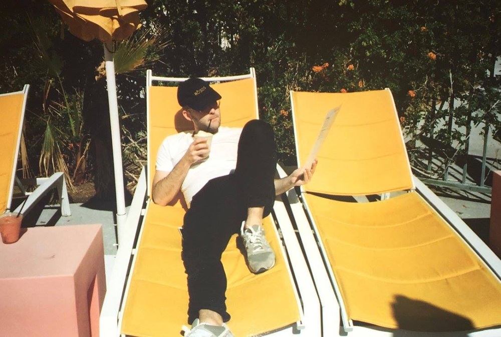 BIO - Dennis Roberts