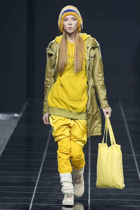 Runway - GRUNGE JOHN ORCHESTRA. EXPLOSION