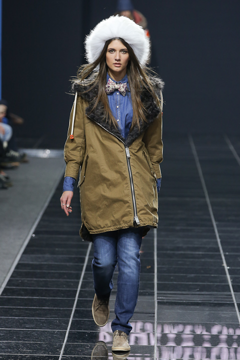 Runway - GRUNGE JOHN ORCHESTRA. EXPLOSION