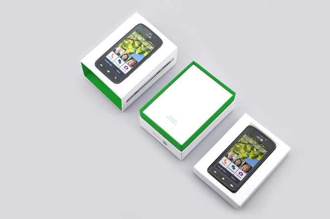 Doro Smart Phone Packaging - Thomas Mc Callion